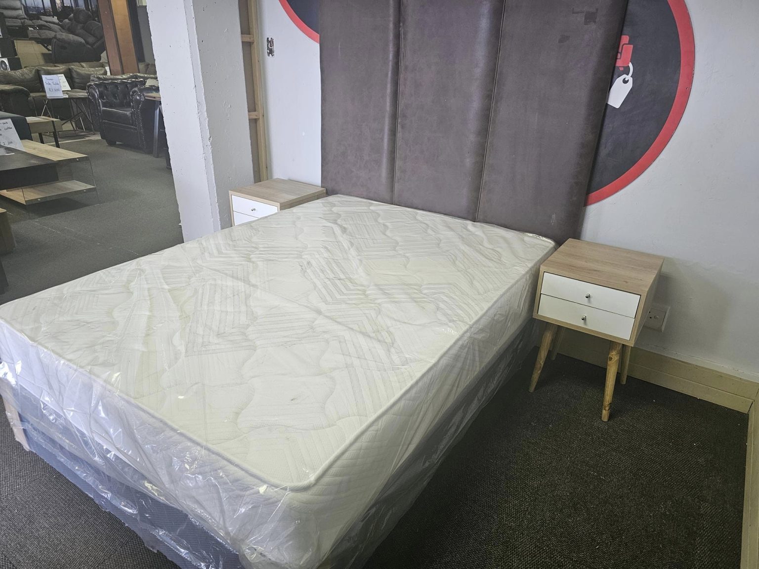 Bedroom Frames – We Buy Furniture